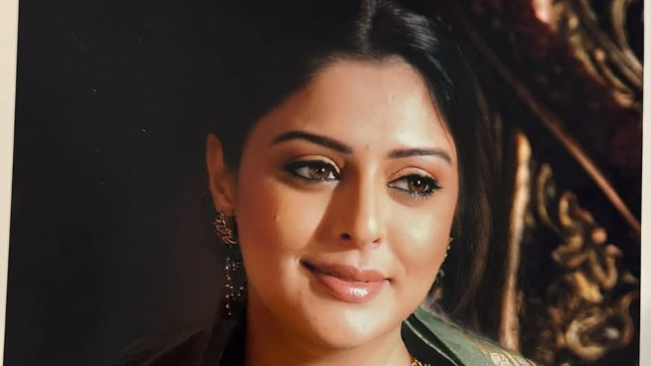 Bollywood Actress Nagma Had Affair With Ravi Kisan Actress Is Sigle At The Age Of 49 - 3 बार हुआ ...